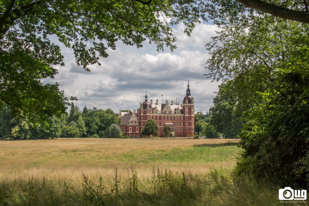 Unterwegs im Muskauer Park - Urban Graphics