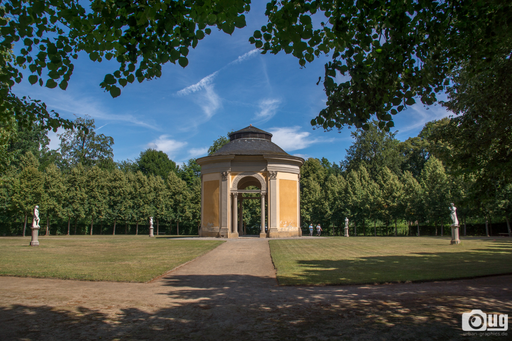 Wandern und Relaxen am Schloss Rheinsberg - Urban Graphics