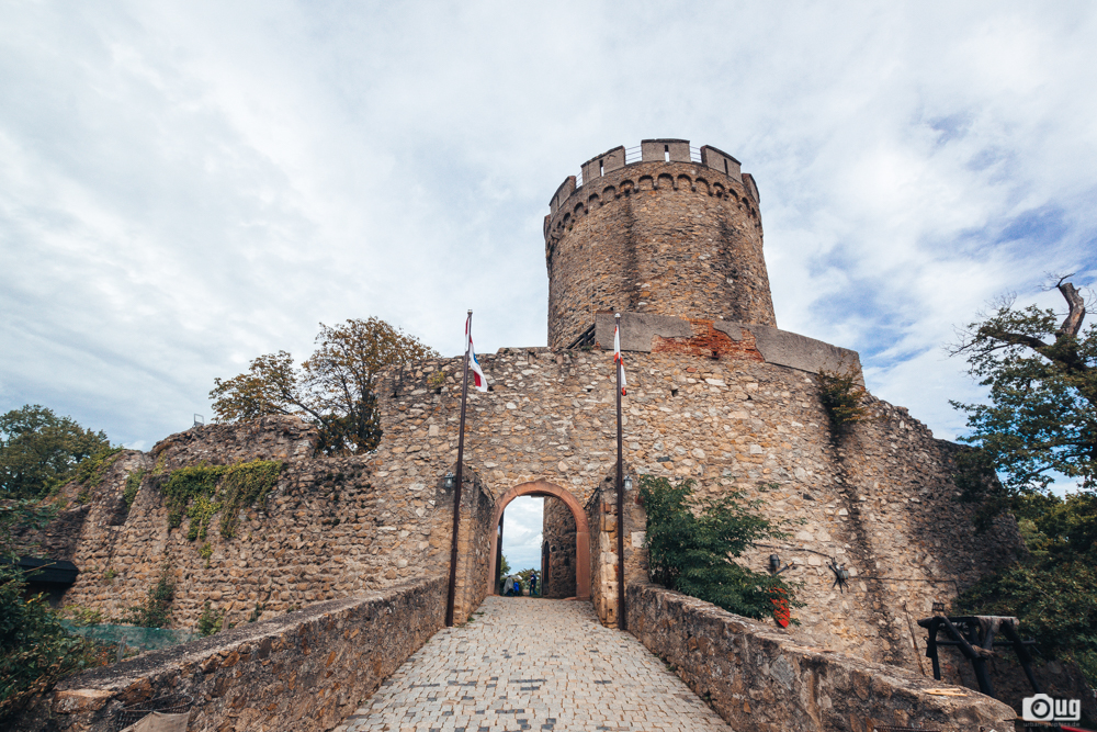 Schloss Alsbach - Urban Graphics